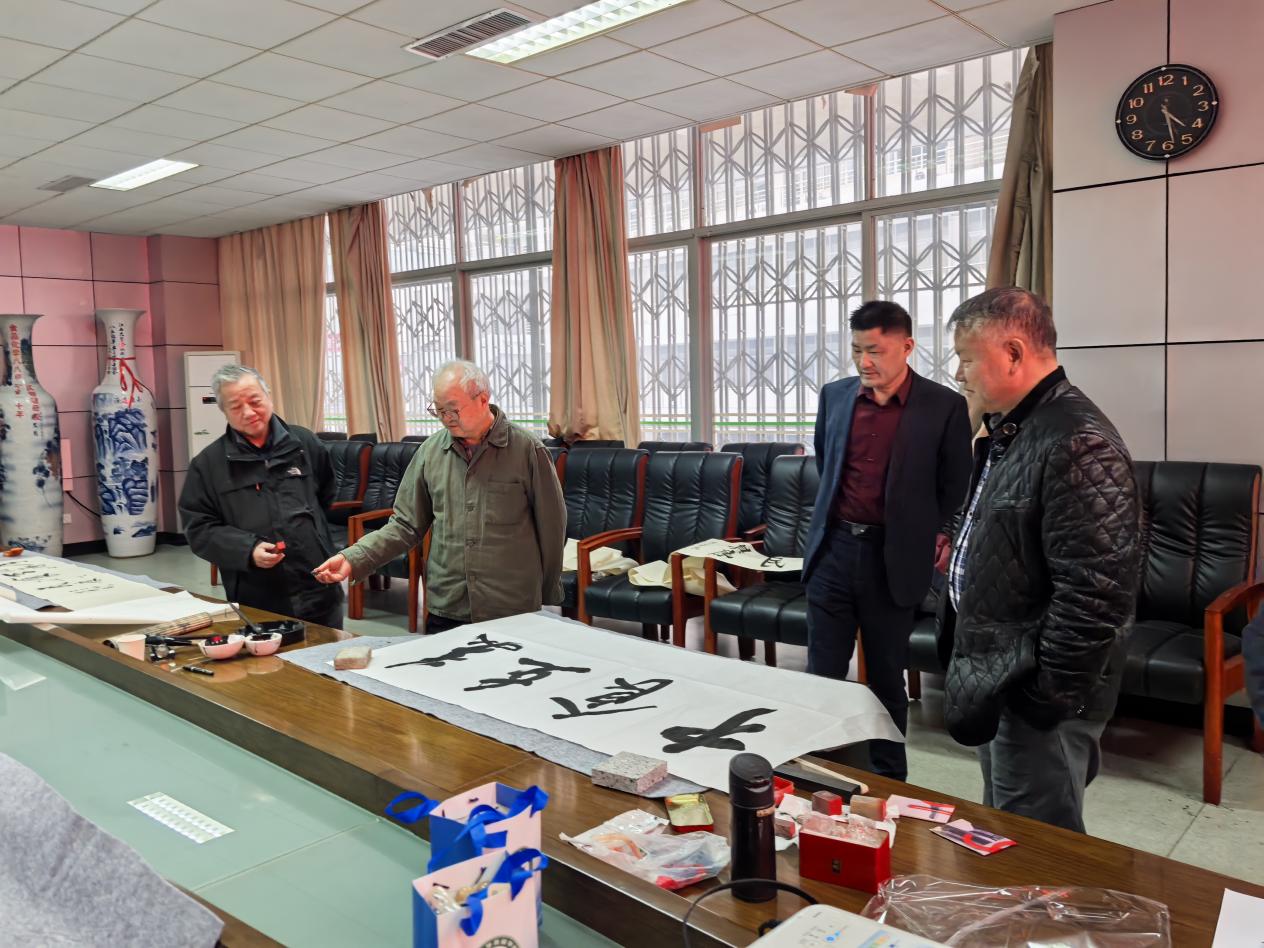 翰墨铸魂育匠心，挥毫助力“双一流”——学院举办主题书法创作活动-南昌大学食品学院